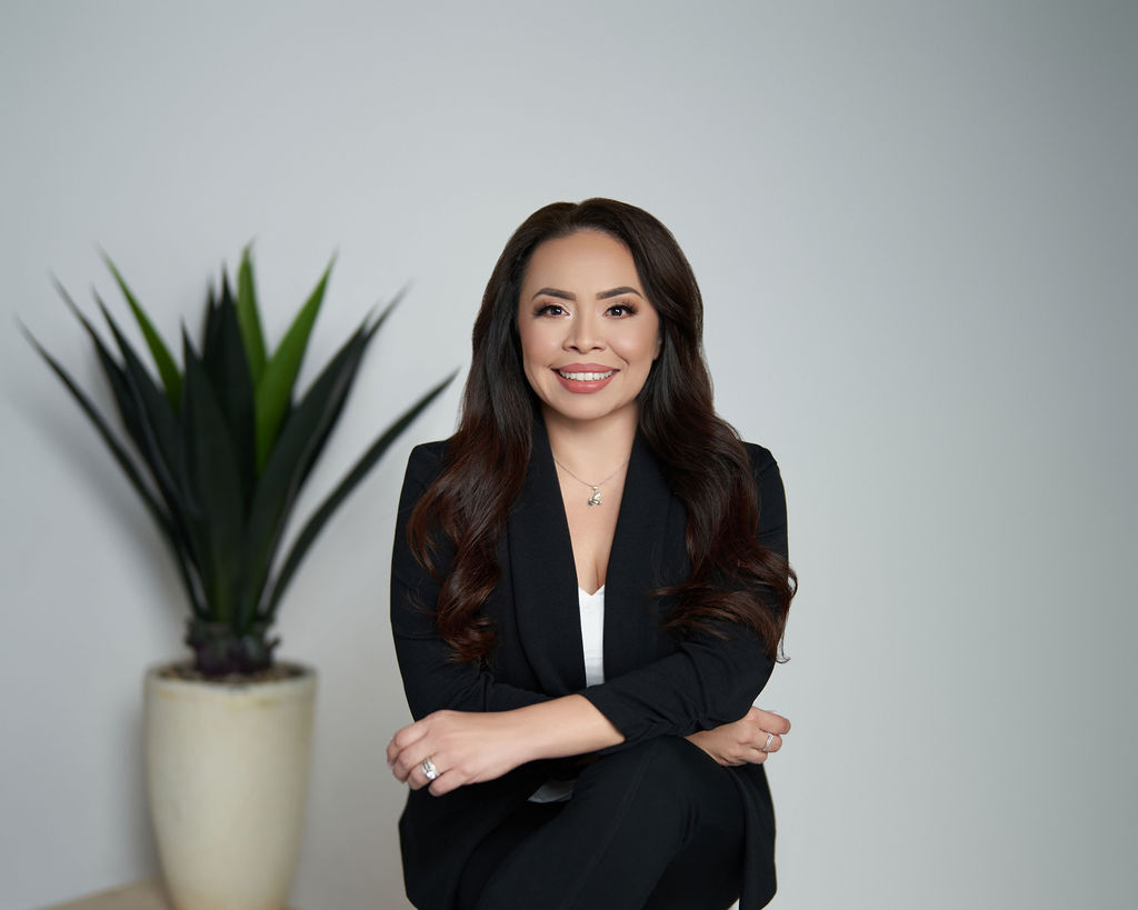 Sasha Castillo: A Compassionate Journey in Holistic Healthcare (1 ...